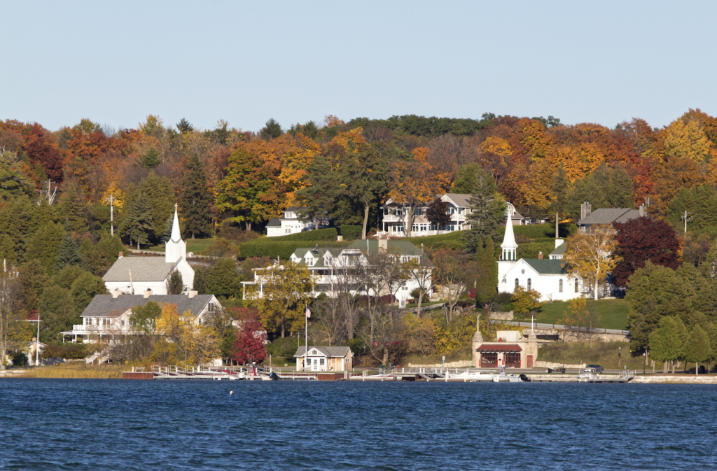 Exploring the Cape Cod of the Mid-West - 405 Magazine